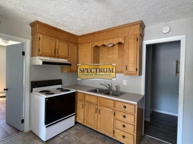 1 Br, 1 bath, Condo 6 Silver St