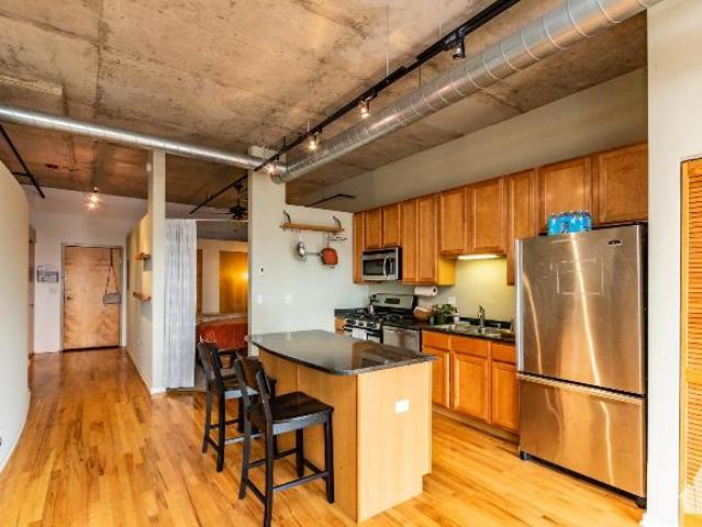 1 Br, 1 bath, Condo 6 South Laflin Street
