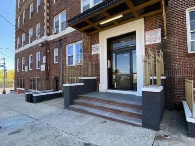 1 Br, 1 bath, Condo 73 N 7th St