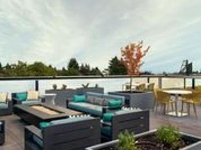 1 Br, 1 bath, Condo 7001 Roosevelt Way NE