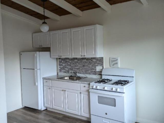 1 Br, 1 bath, Condo 7002 Linda Vista Rd