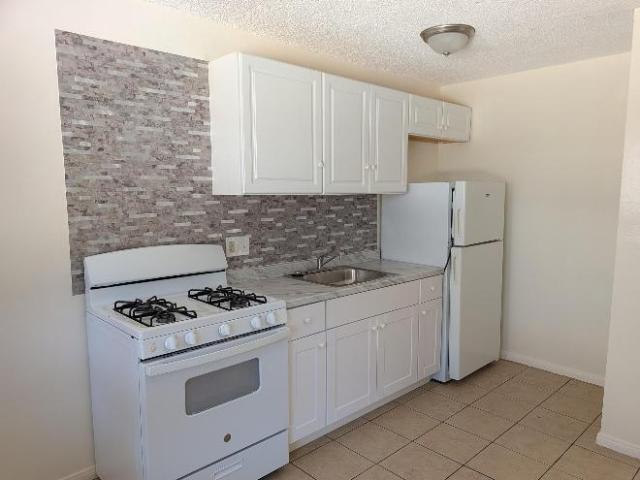 1 Br, 1 bath, Condo 7002 Linda Vista Rd