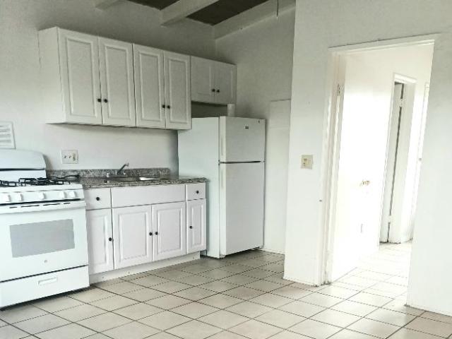 1 Br, 1 bath, Condo 7002 Linda Vista Rd