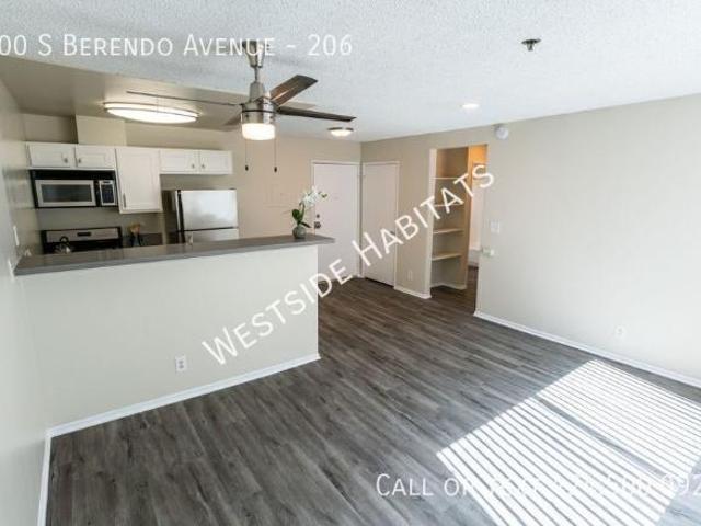 1 Br, 1 bath, Condo 700 S Berendo Avenue