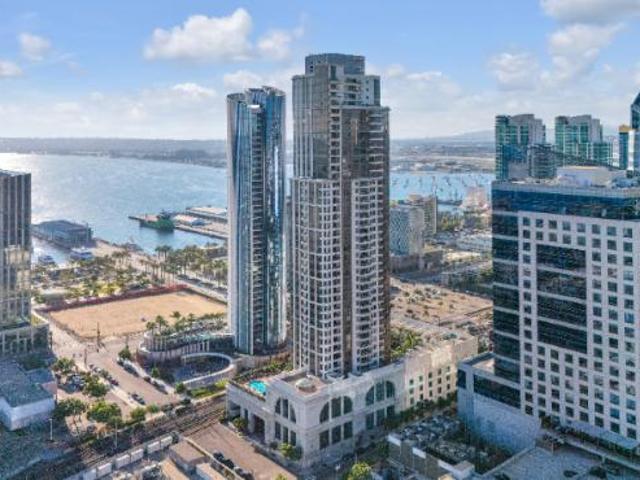 1 Br, 1 bath, Condo 700 W East St