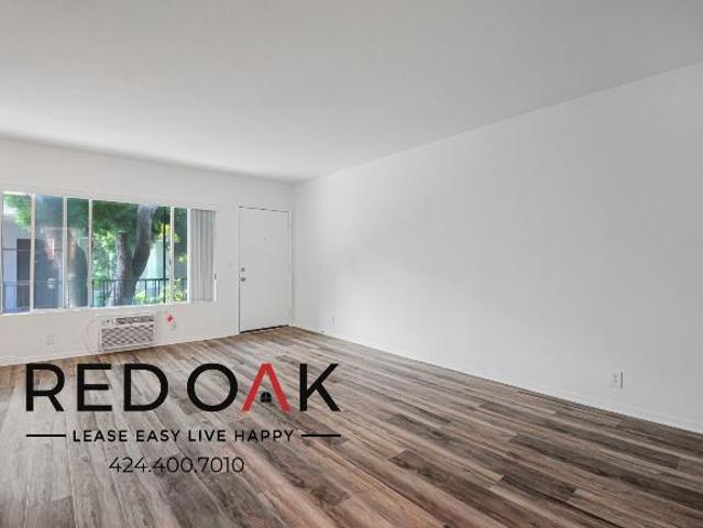 1 Br, 1 bath, Condo 7067 Hawthorn Ave