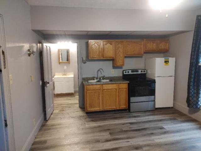 1 Br, 1 bath, Condo 706 W Front St