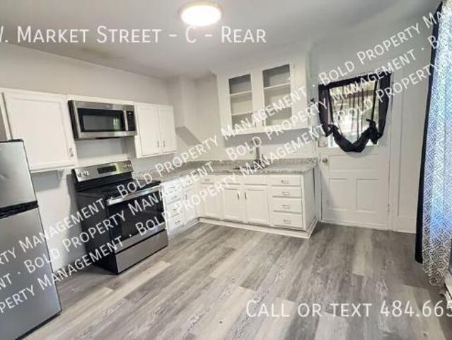 1 Br, 1 bath, Condo 706 W Market Street