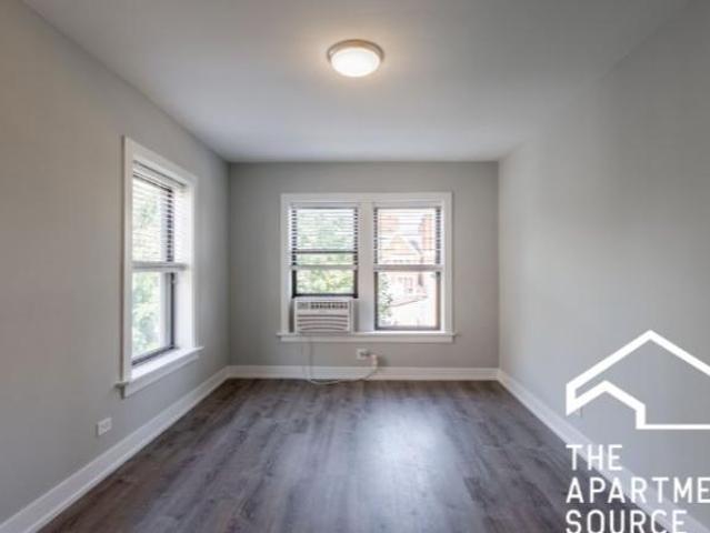 1 Br, 1 bath, Condo 709 West Brompton Ave