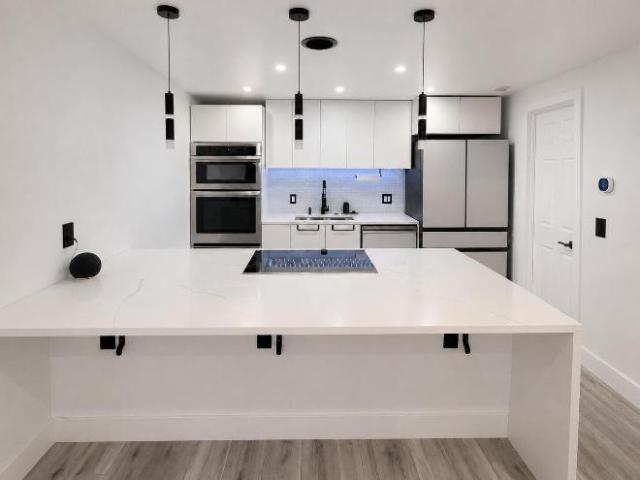 1 Br, 1 bath, Condo 7164 Southgate Blvd