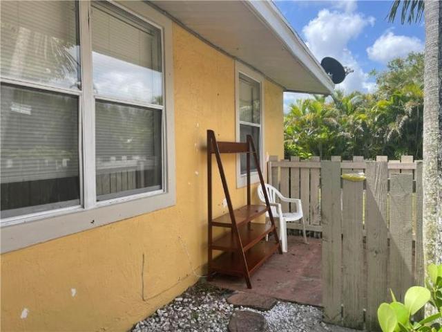1 Br, 1 bath, Condo 7188 Southgate Blvd