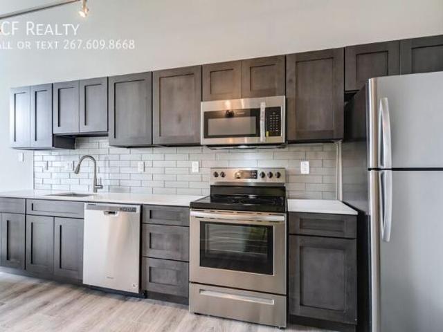 1 Br, 1 bath, Condo 720 N 5th Street
