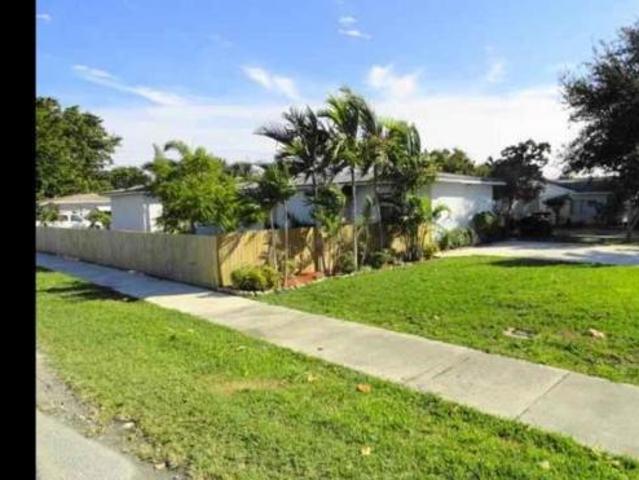 1 Br, 1 bath, Condo 720 Ne 11th Ave