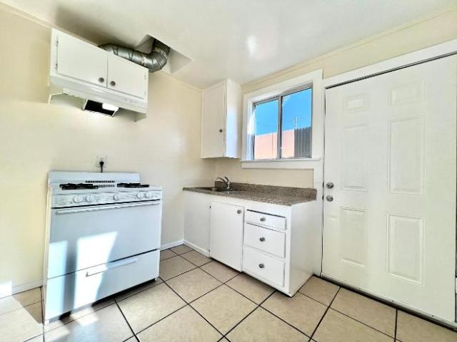 1 Br, 1 bath, Condo 721 Flint Ave
