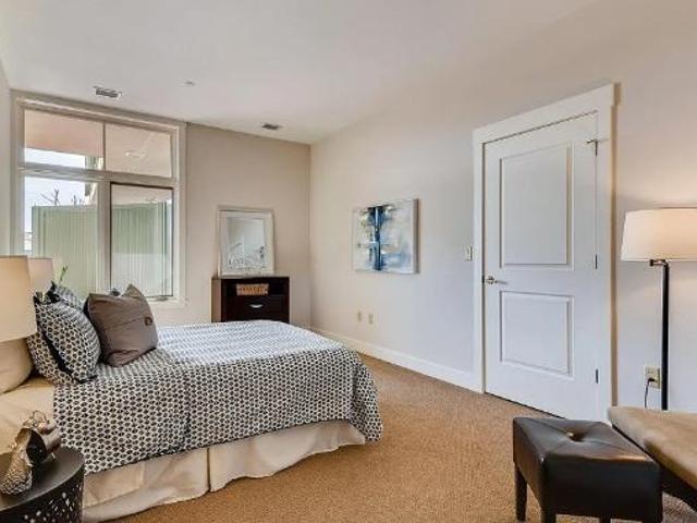 1 Br, 1 bath, Condo 7220 W Bonfils Ln