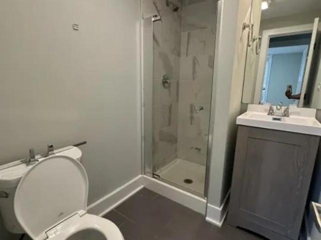 1 Br, 1 bath, Condo 725 St Johns Avenue