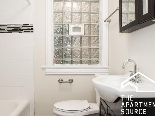 1 Br, 1 bath, Condo 733 Elm St