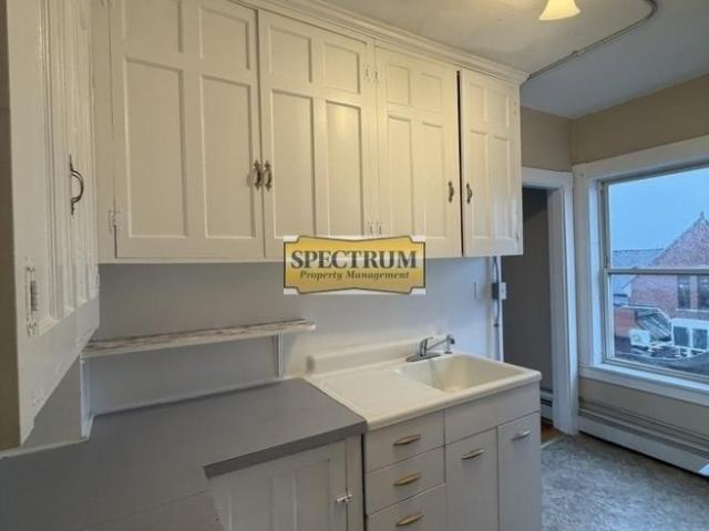 1 Br, 1 bath, Condo 77 Elm St