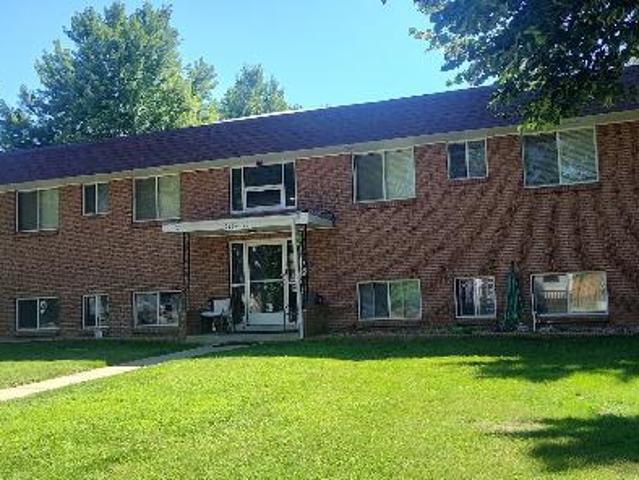 1 Br, 1 bath, Condo 744 Baker St