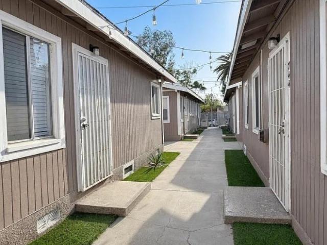 1 Br, 1 bath, Condo 746 Daisy Ave Apt 1