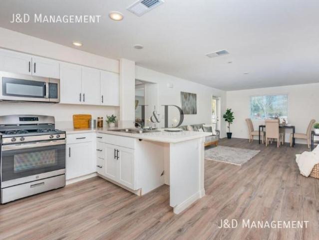 1 Br, 1 bath, Condo 7484 Mesa College Drive