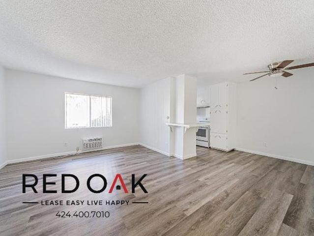 1 Br, 1 bath, Condo 7502 Canby Ave