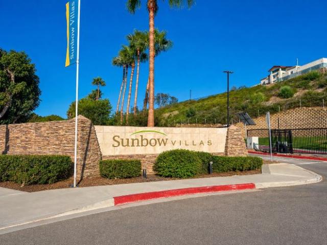 1 Br, 1 bath, Condo 755 Paso De Luz