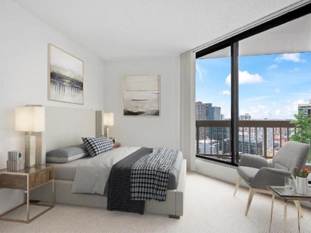1 Br, 1 bath, Condo 75 North Dearborn St
