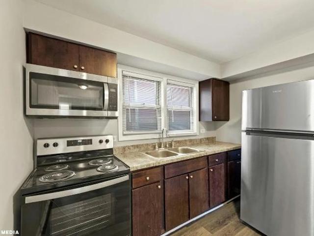 1 Br, 1 bath, Condo 7617 S Colfax Ave