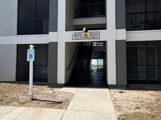 1 Br, 1 bath, Condo 7630 Pissarro Dr