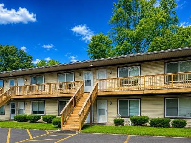 1 Br, 1 bath, Condo 769 Anderson Avenue