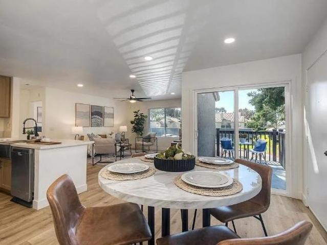 1 Br, 1 bath, Condo 7702 Caminito Tingo