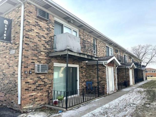 1 Br, 1 bath, Condo 7712 S Harlem