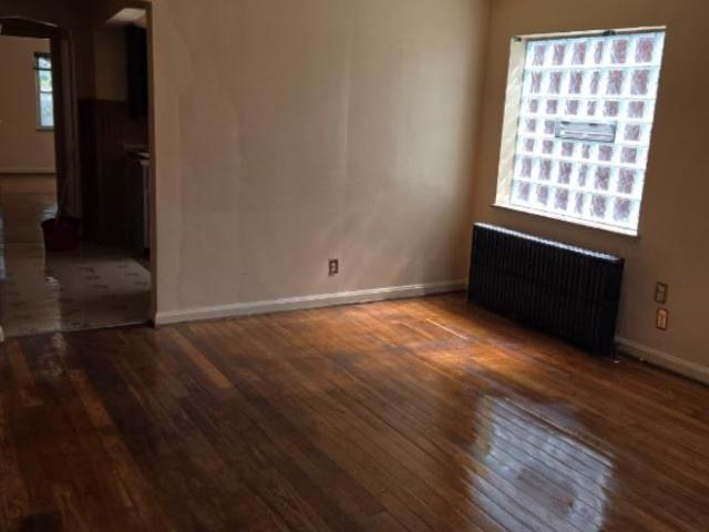 1 Br, 1 bath, Condo 7740 Stillwell Rd #3