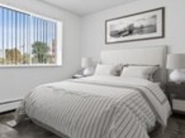 1 Br, 1 bath, Condo 777 E Kenyon Pl