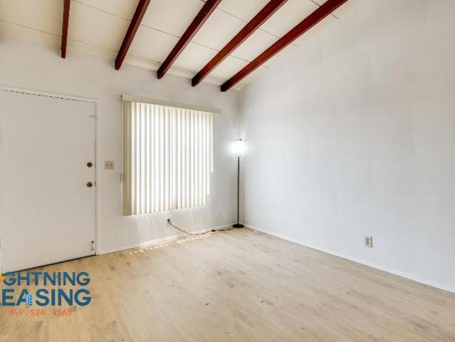1 Br, 1 bath, Condo 7910 Willis Ave