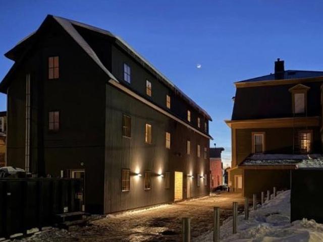 1 Br, 1 bath, Condo 79 Main Street