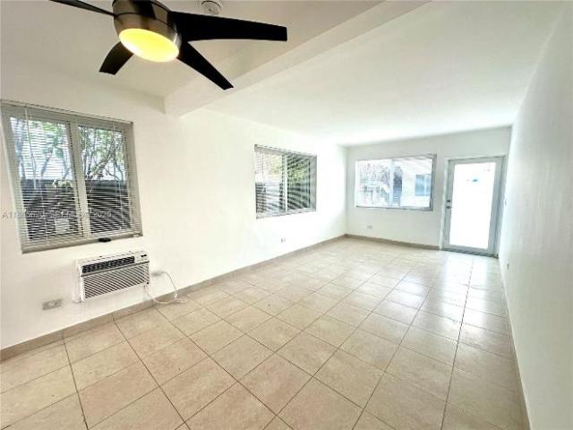 1 Br, 1 bath, Condo 800 85th St