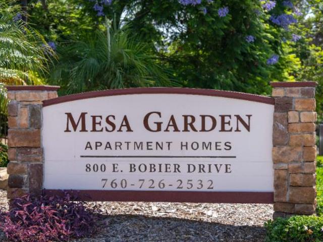 1 Br, 1 bath, Condo 800 East Bobier Dr