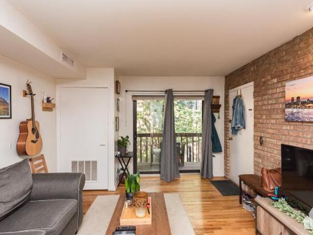 1 Br, 1 bath, Condo 803 W Oakdale