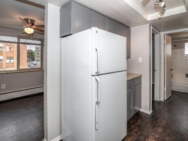 1 Br, 1 bath, Condo 809 North Dexter Street
