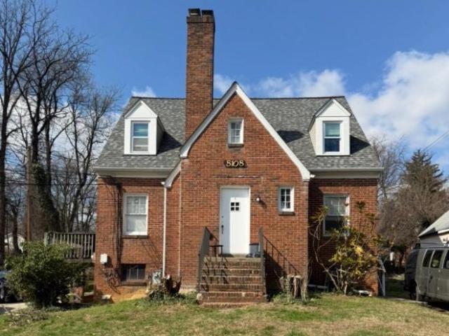 1 Br, 1 bath, Condo 8108 Greenwood Ave