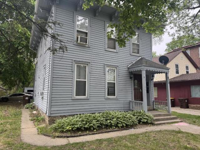 1 Br, 1 bath, Condo 813 3rd Ave