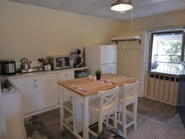 1 Br, 1 bath, Condo 814 E Cimarron St