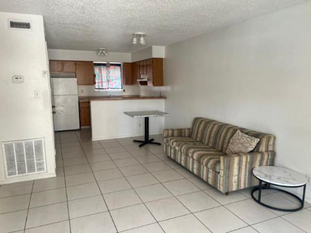 1 Br, 1 bath, Condo 814 N 26th St