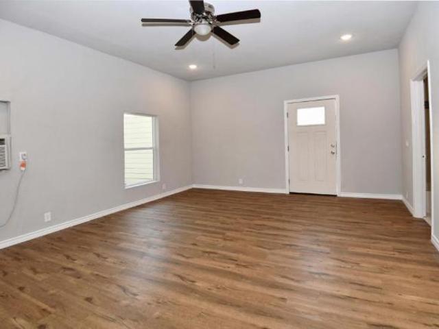 1 Br, 1 bath, Condo 814a N Kentucky St