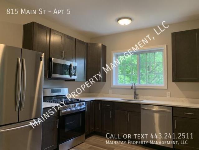 1 Br, 1 bath, Condo 815 Main St