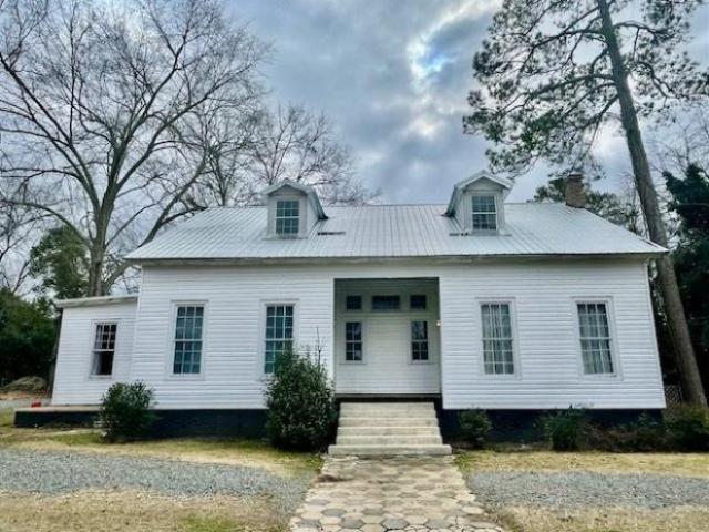 1 Br, 1 bath, Condo 819 E Lee St