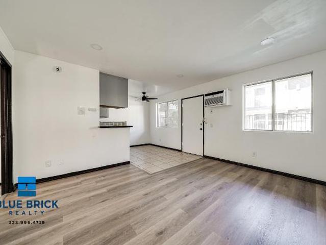 1 Br, 1 bath, Condo 8204 Langdon Ave