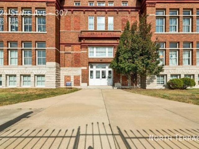 1 Br, 1 bath, Condo 824 State Ave